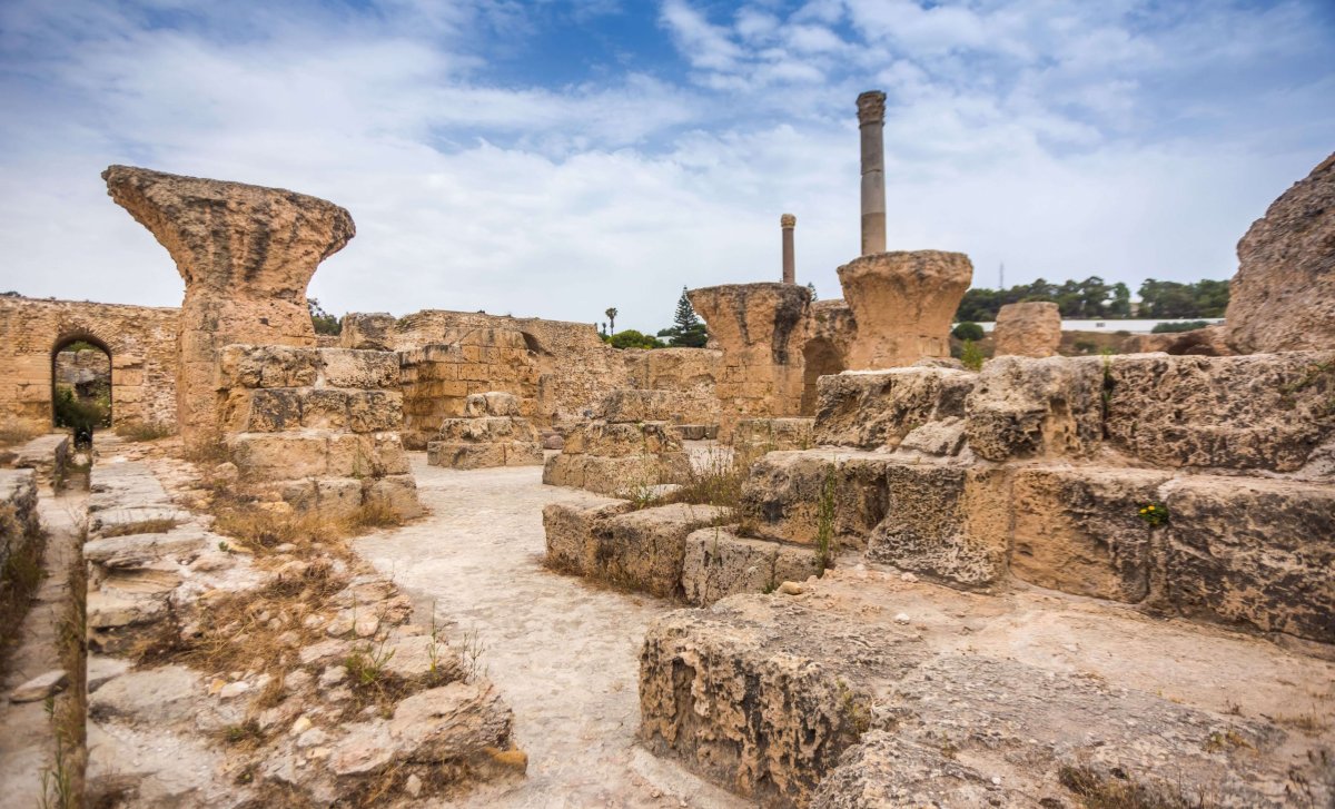 Getting from Tunis TUN Airport: What I Recommend