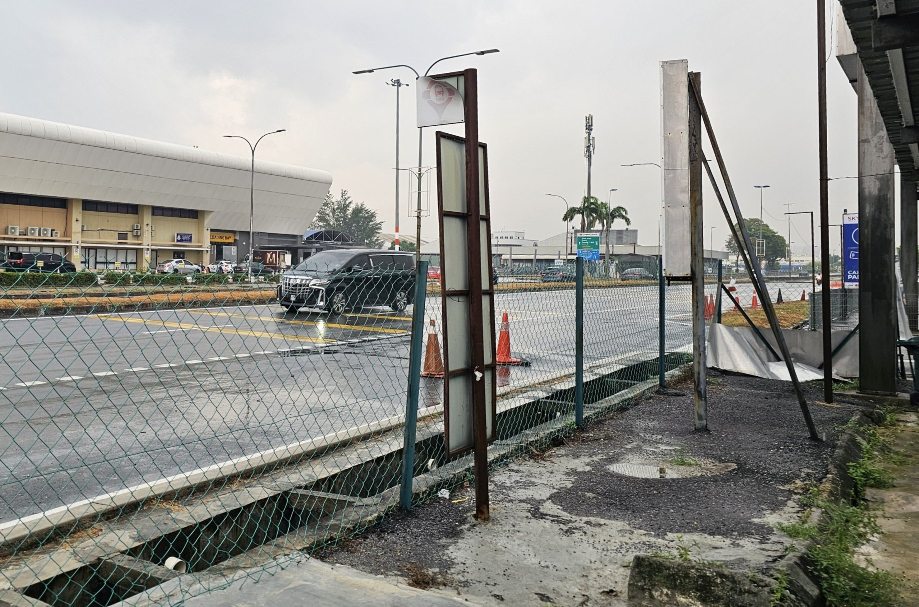 Getting from Kuala Lumpur Subang SZB Airport: What I Recommend