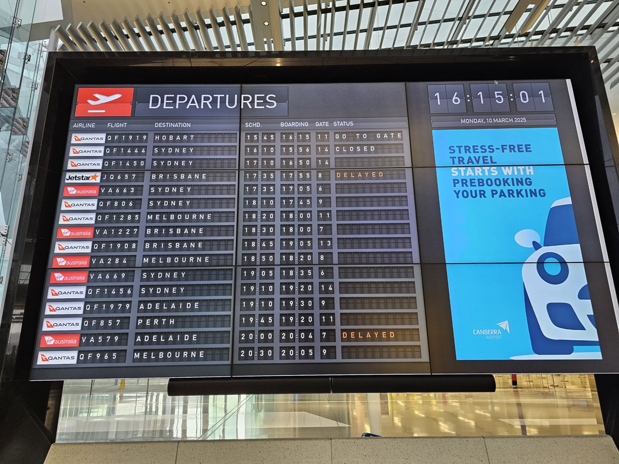 Arrivals and departures at Canberra Airport (CBR)