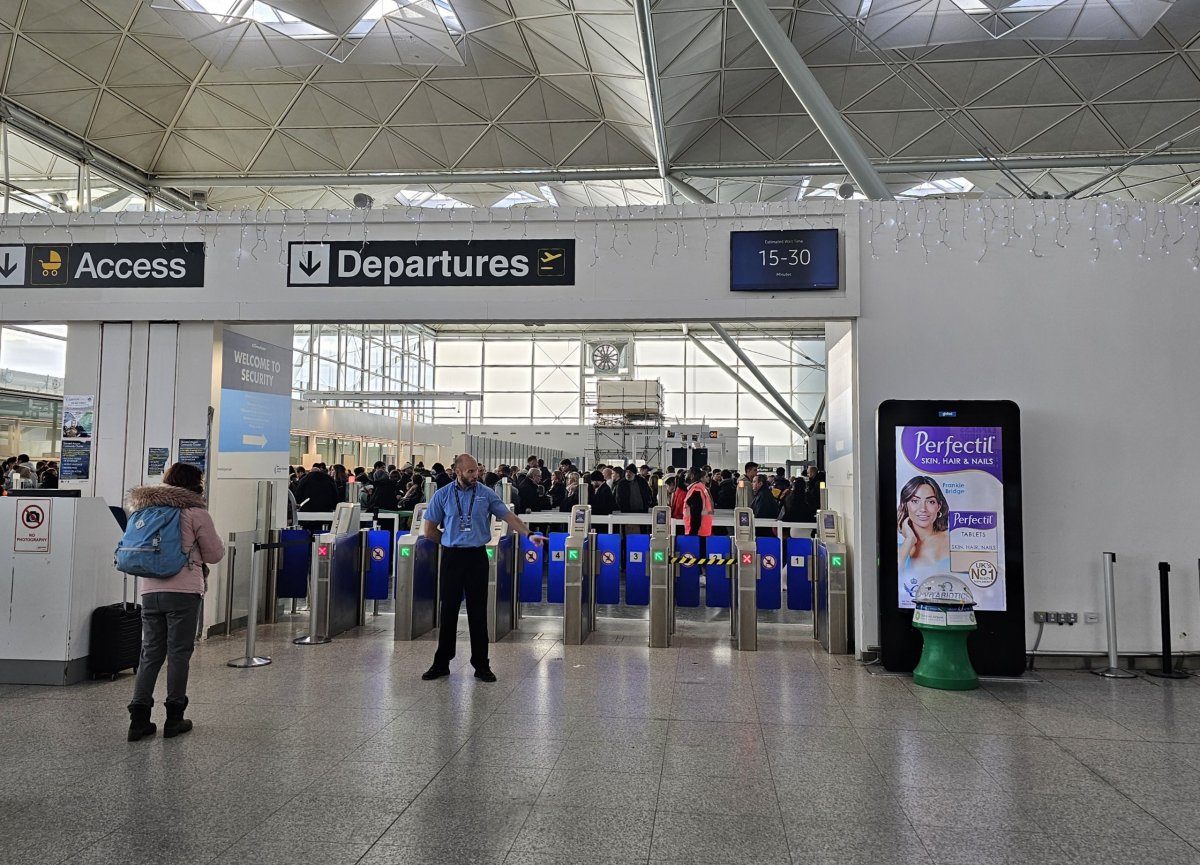 Connections at London Stansted STN – My Experience