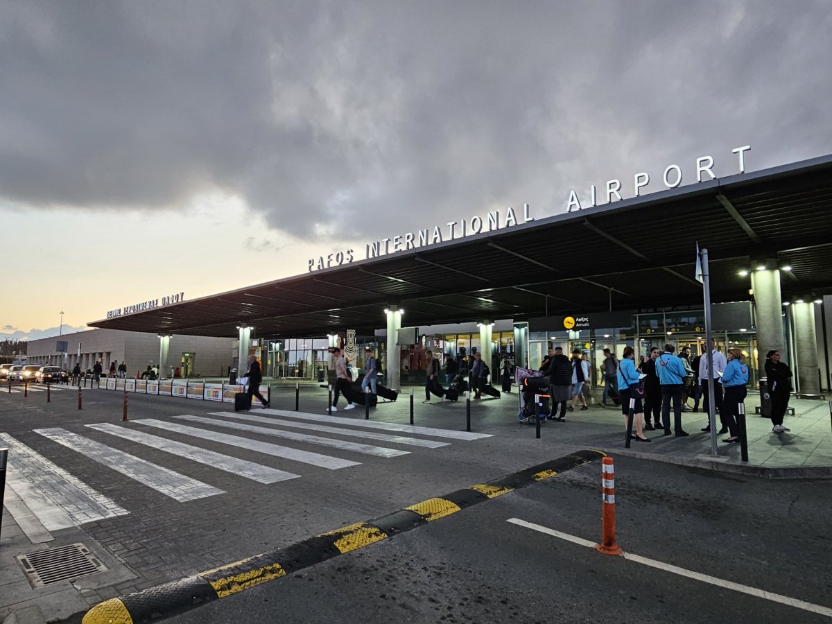 Connections and terminals at Paphos Airport (PFO)