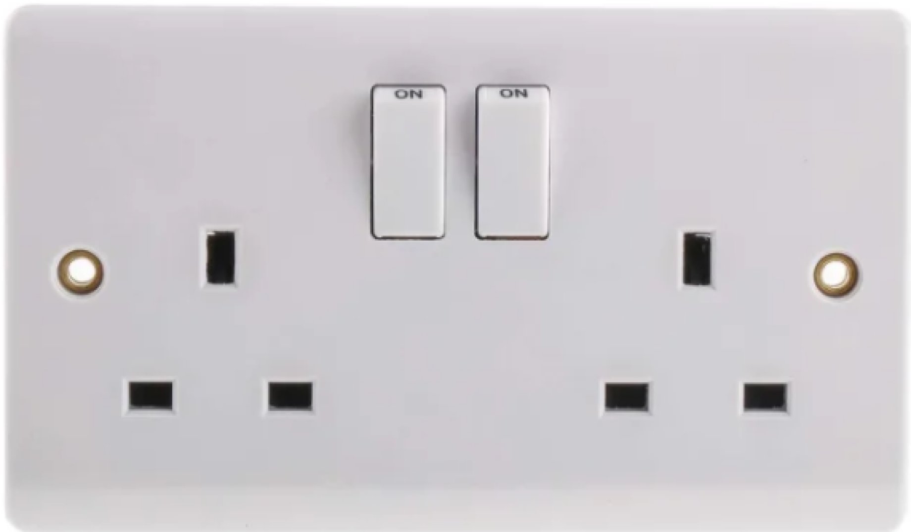 Internet and wifi in Cyprus + power plugs/sockets