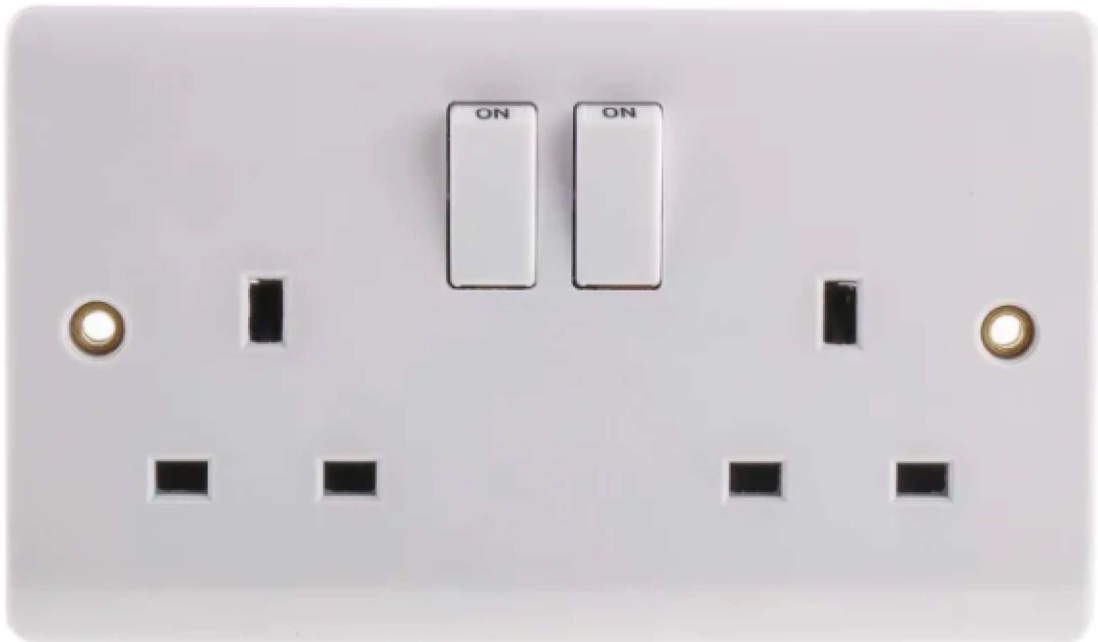 Internet and wifi in Cyprus + power plugs/sockets