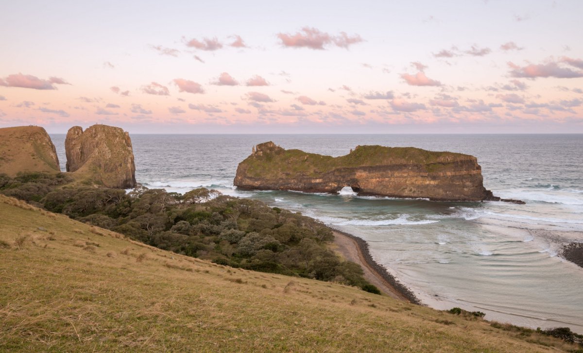 East London Airport (ELS) - your ultimate guide