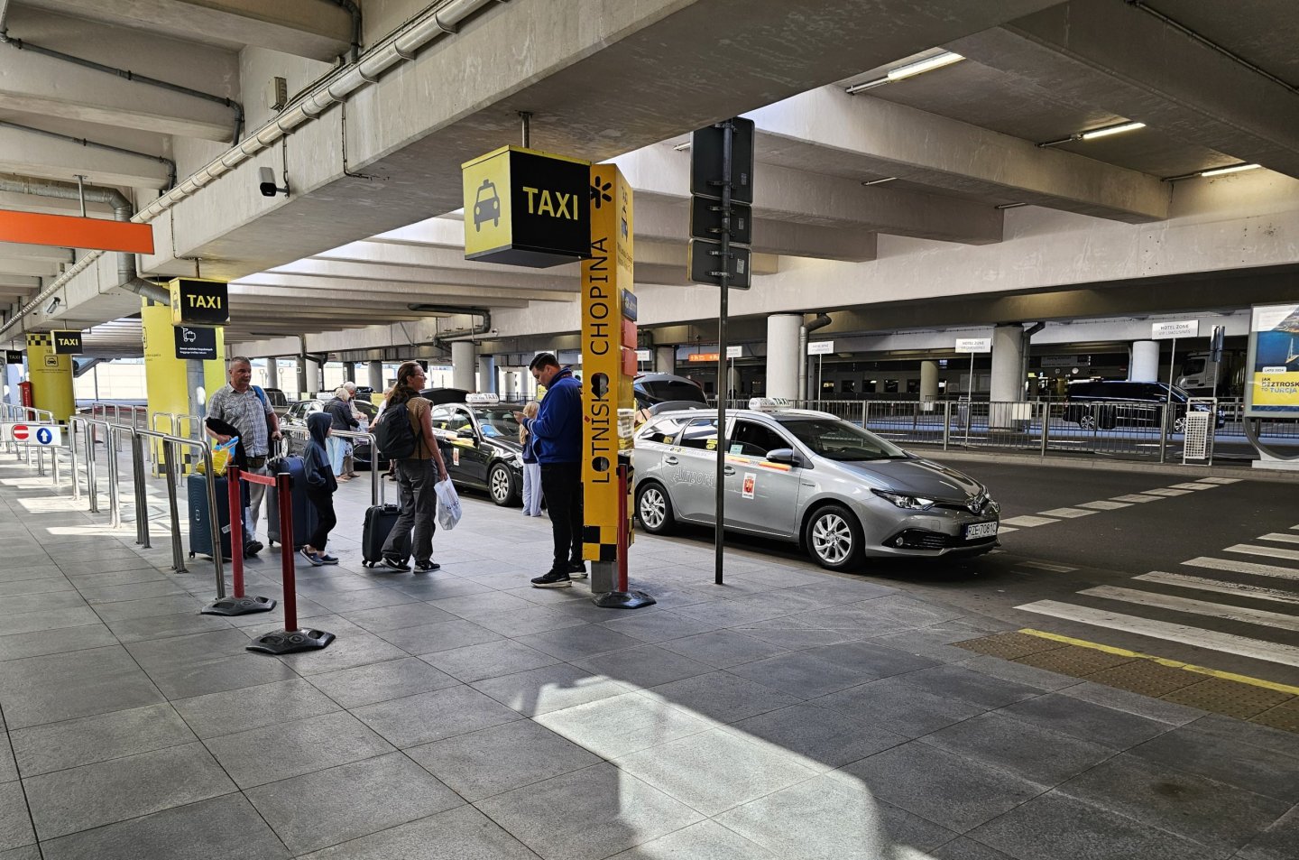 Getting from Warsaw WAW Airport: What I Recommend