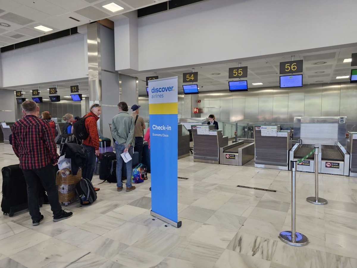 Discover Airlines check-in for free - when and how to