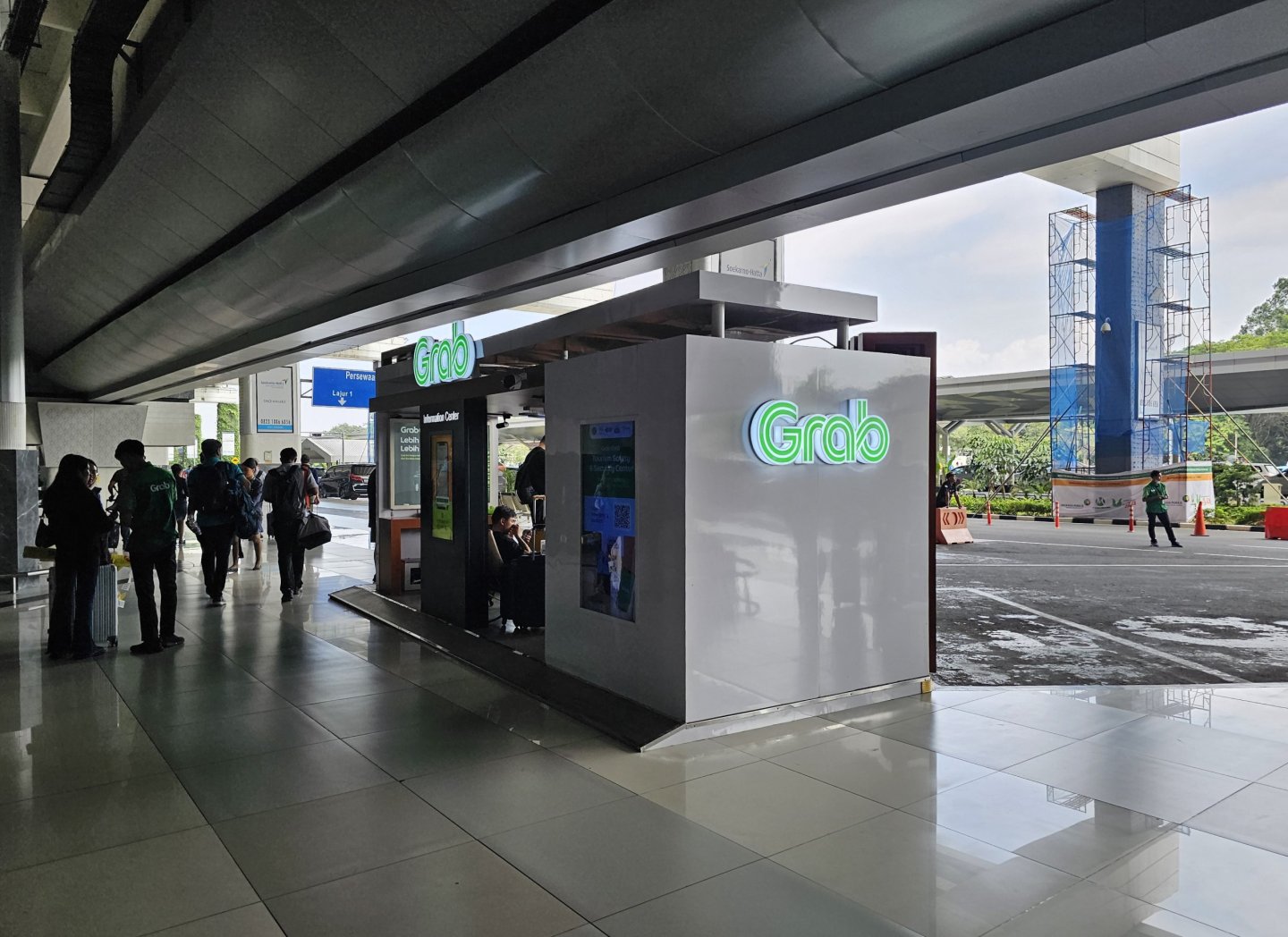 Getting from Jakarta Soekarno Hatta CGK Airport: What I Recommend