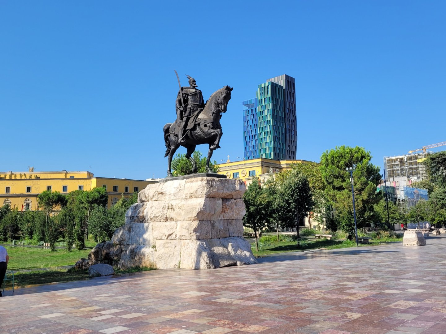 skanderbeg-square-tirana-all-you-need-to-know