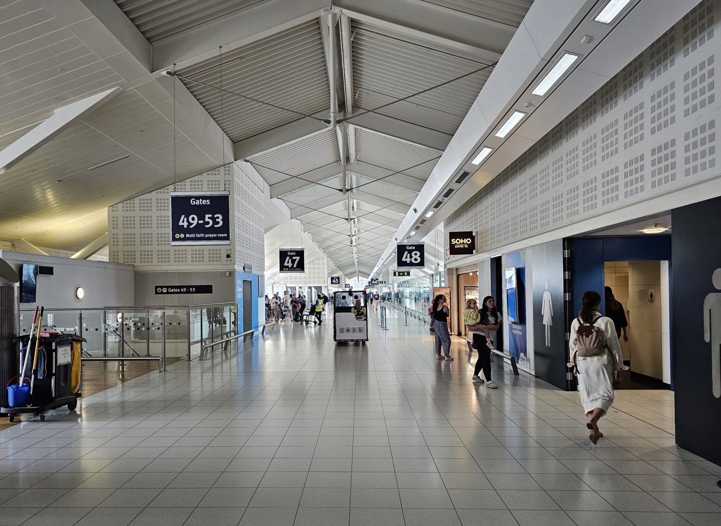 Connections and terminals at Birmingham Airport (BHX)