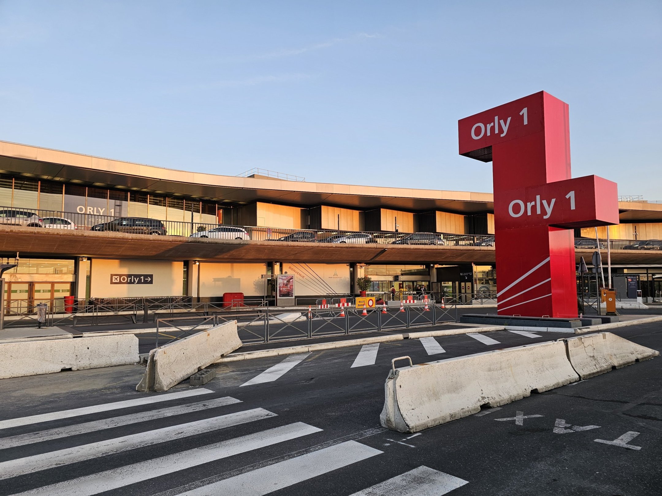 Connections and terminals at Paris Orly Airport (ORY)