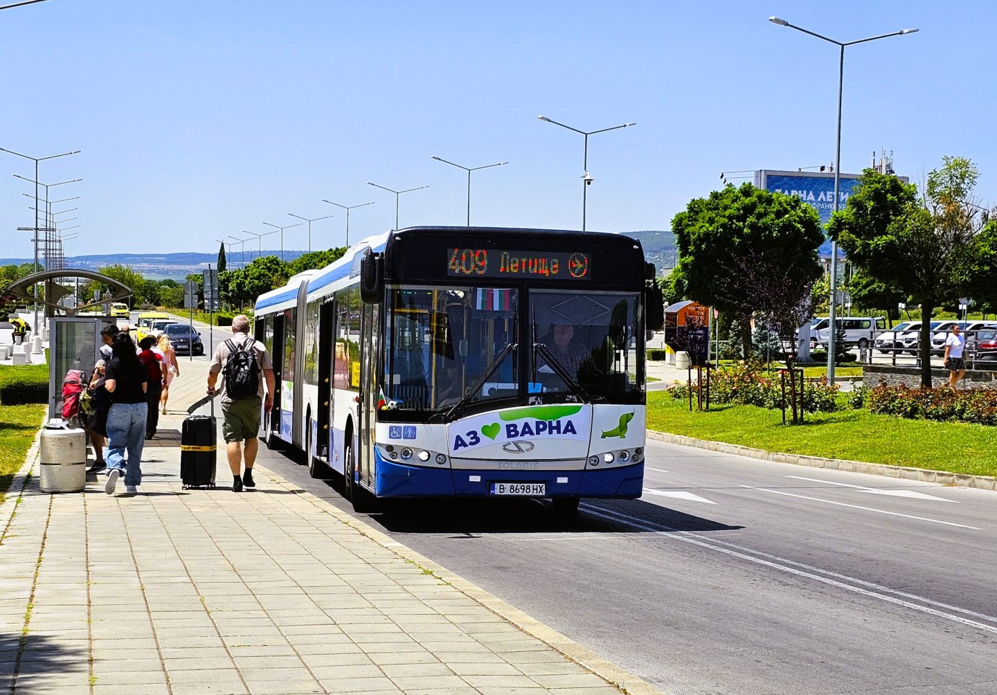 Getting from Varna Airport (VAR) to city centre