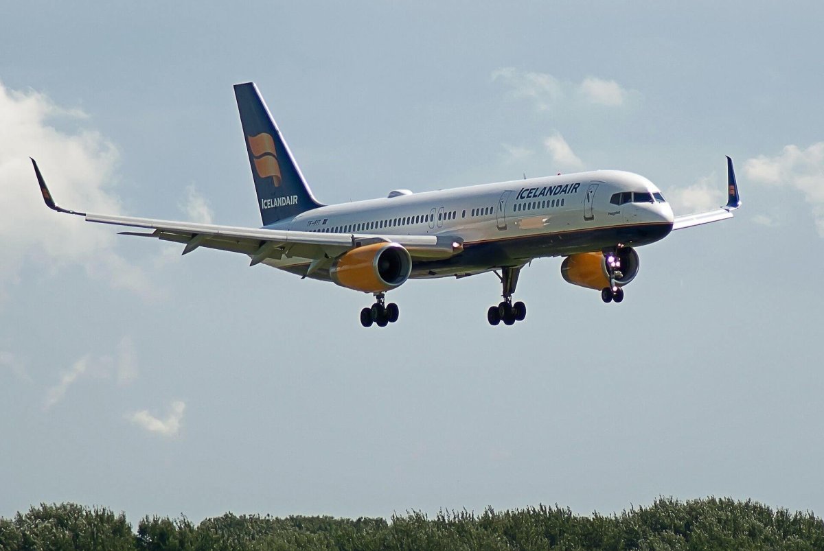 Icelandair baggage allowance (hand and checked)