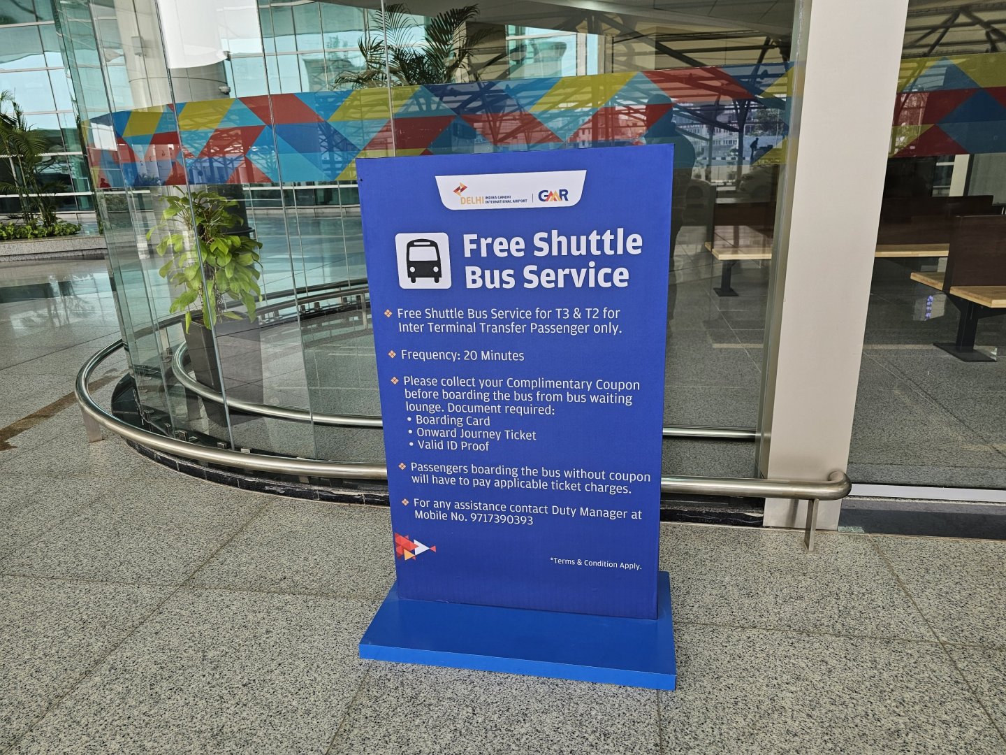 Connections and terminals at New Delhi Airport (DEL)