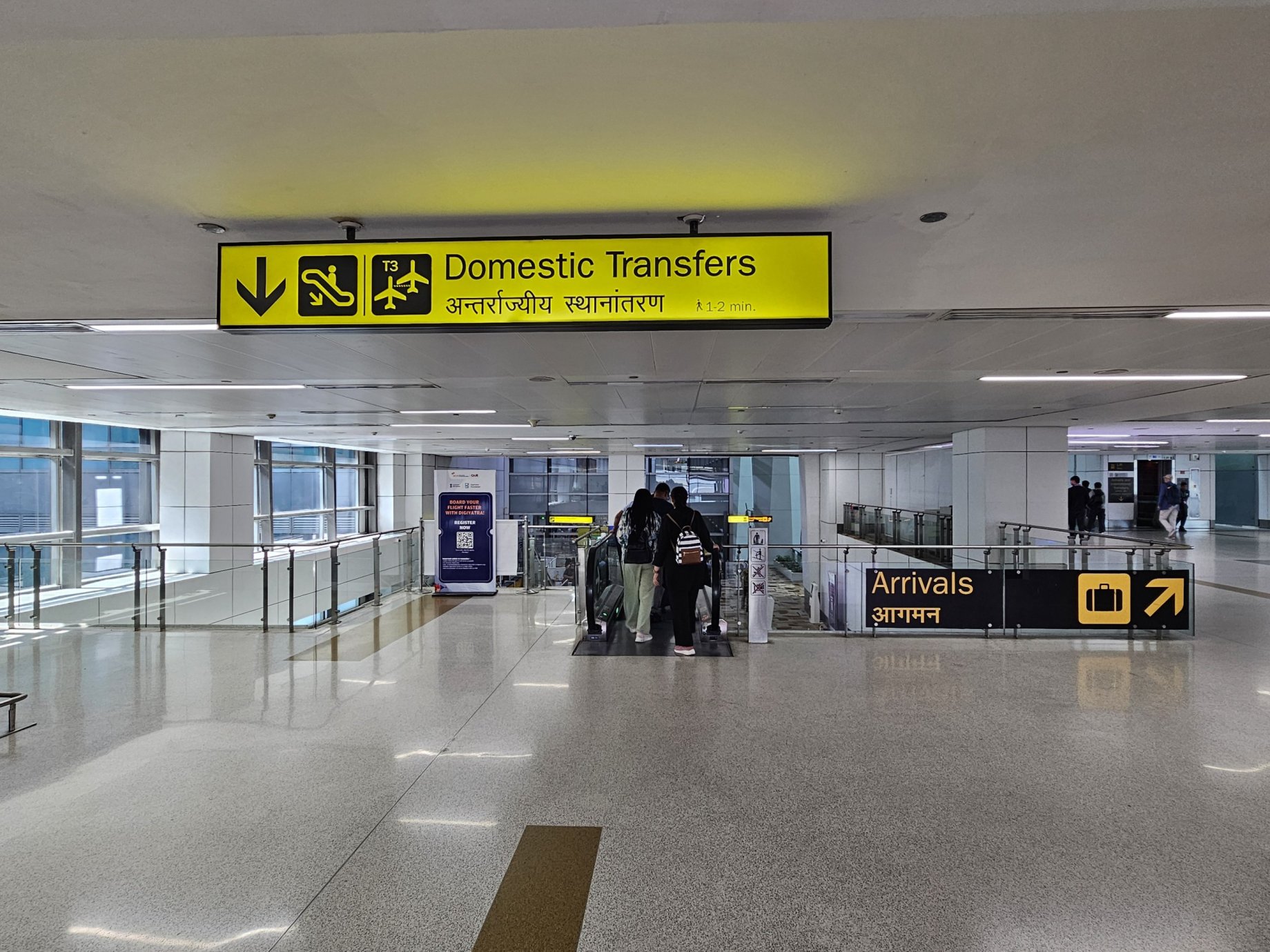 Connections and terminals at New Delhi Airport (DEL)
