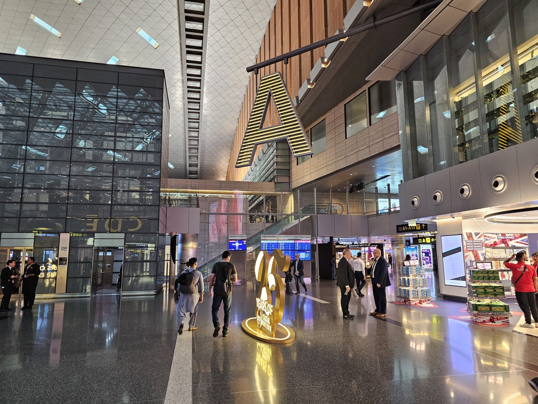 Connections and terminals at Doha Airport (DOH)