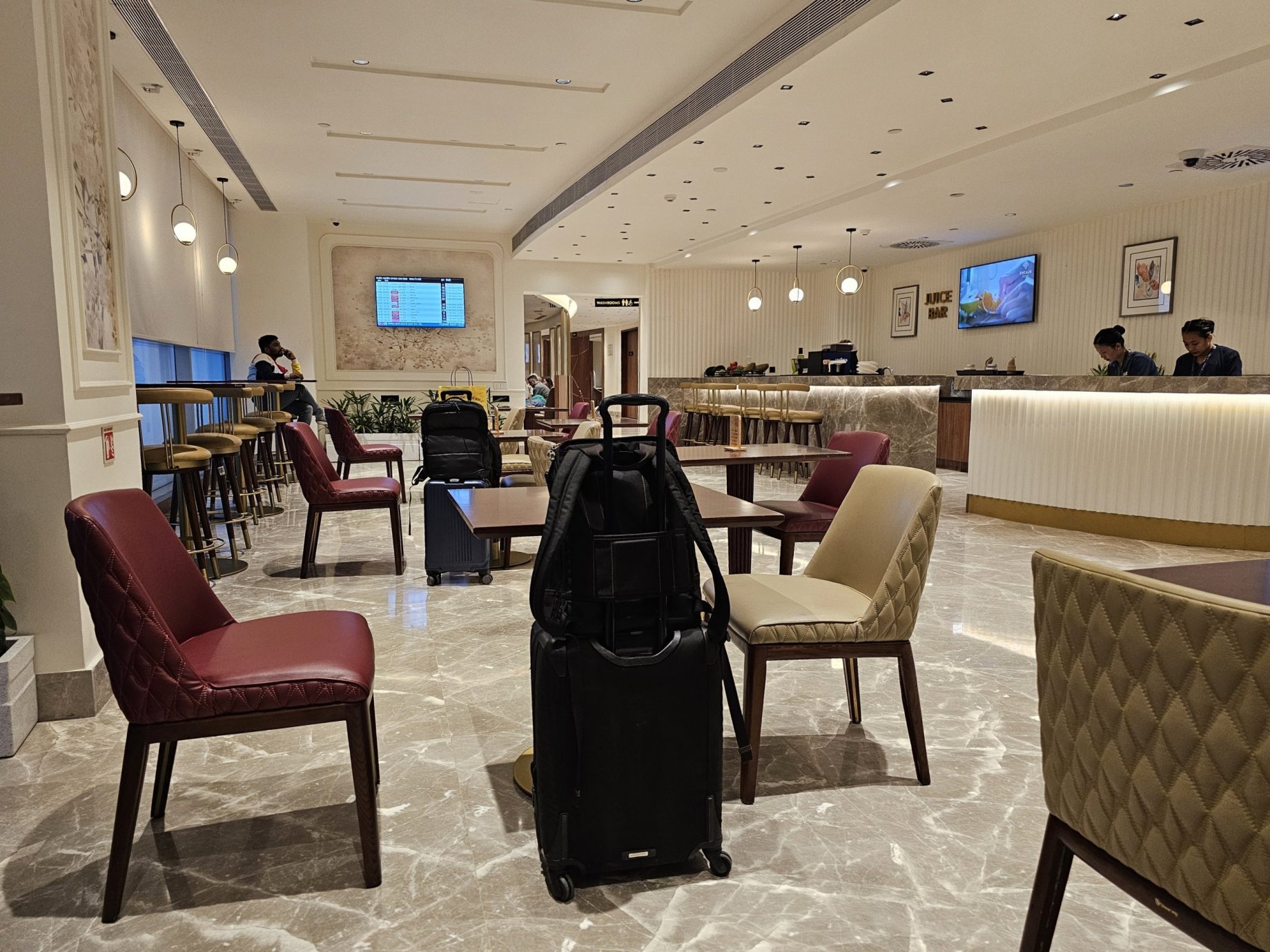 Reviews of Encalm Privé Lounge at Delhi Airport, Terminal 3