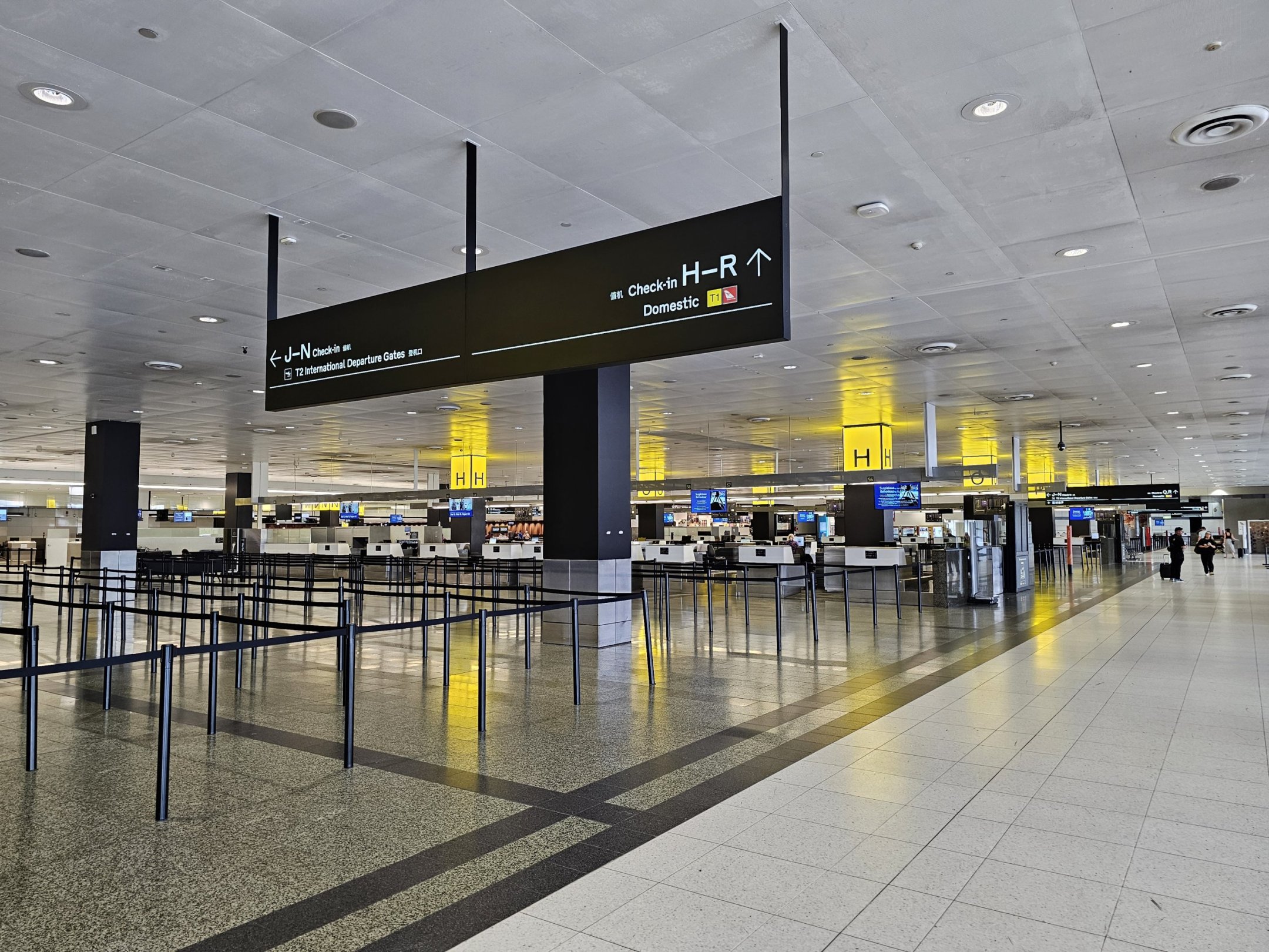 Connections and terminals at Melbourne Airport (MEL)
